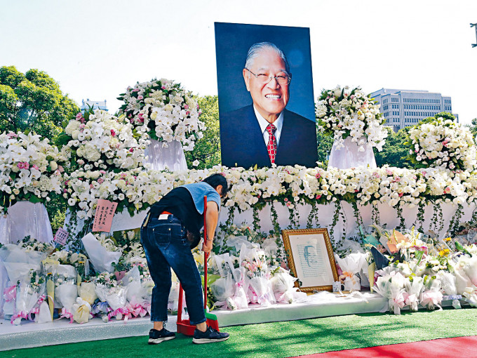 李登輝周五火化 | 多倫多 | 加拿大中文新聞網 - 加拿大星島日報 Canada Chinese News