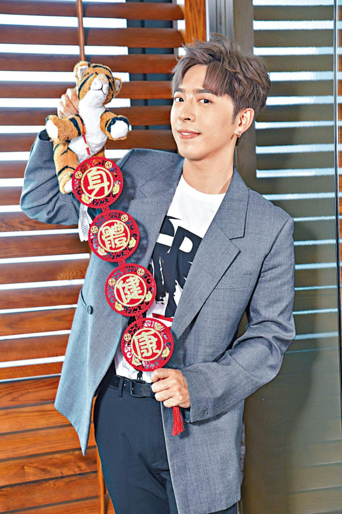 Edan首演戲 自讚接得住前輩爆肚 | 多倫多 | 加拿大中文新聞網 - 加拿大星島日報 Canada Chinese News